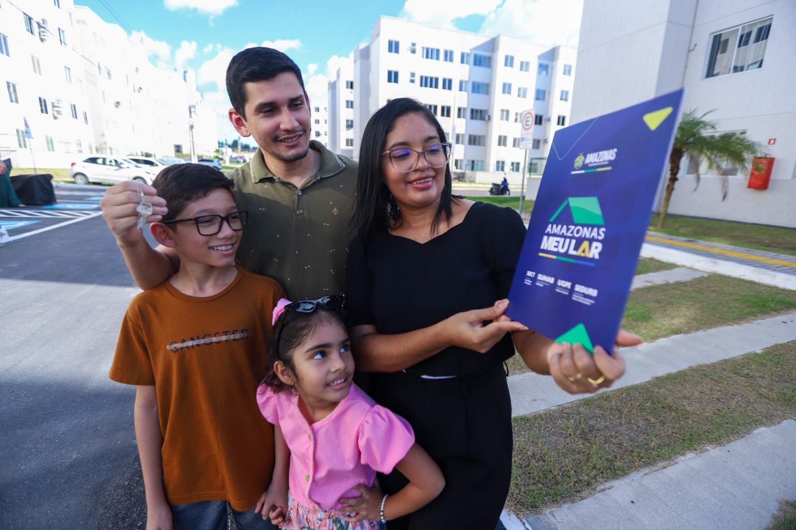 Governo do Amazonas reforça compromisso com moradia popular no 2º ...